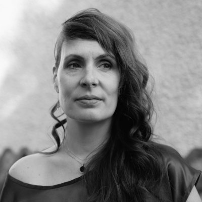 Elizabeth Shepherd - THREE THINGS | ePasslive